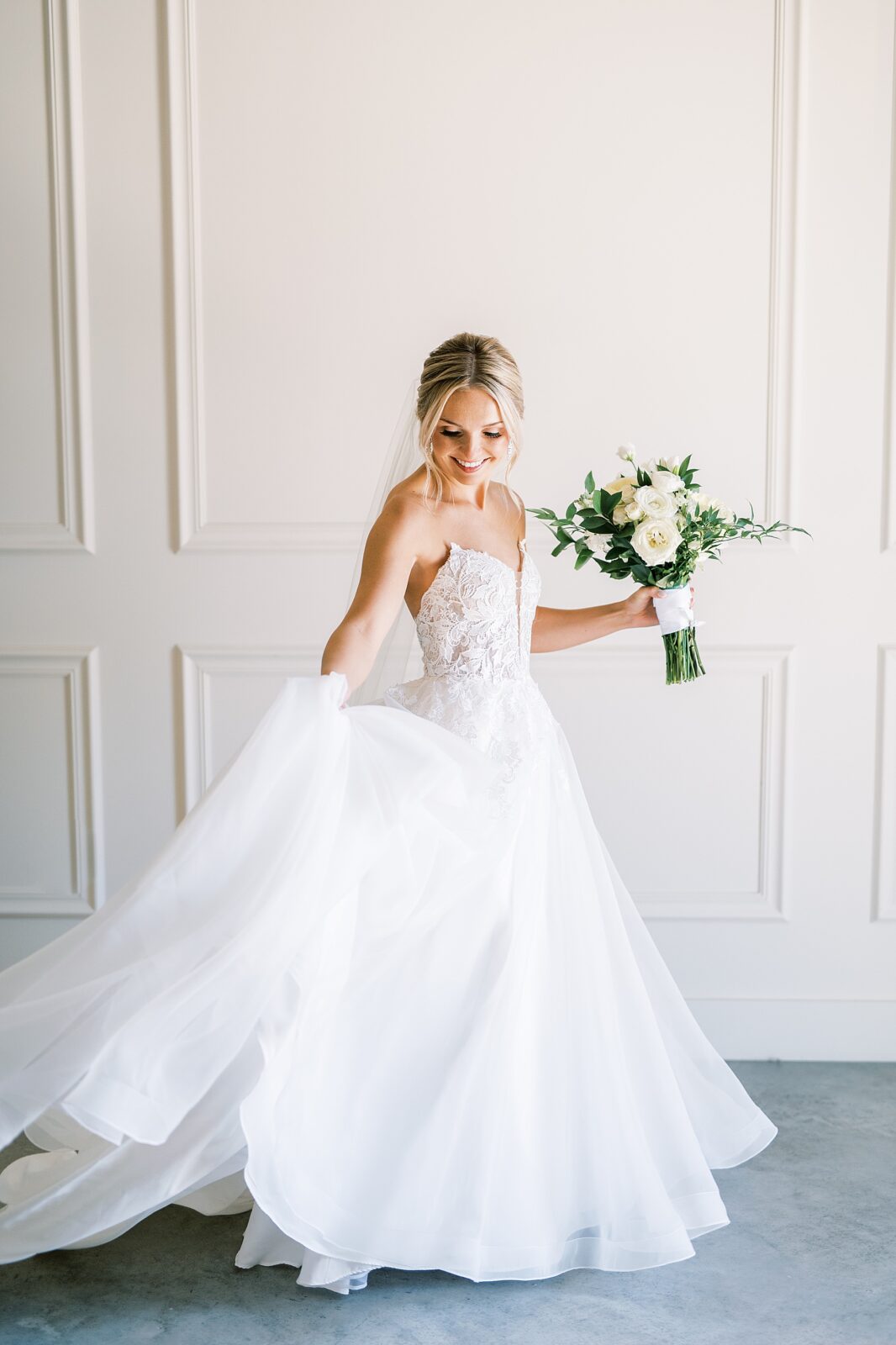 Classic Wedding at The Monarch | Nashville Wedding Photographer