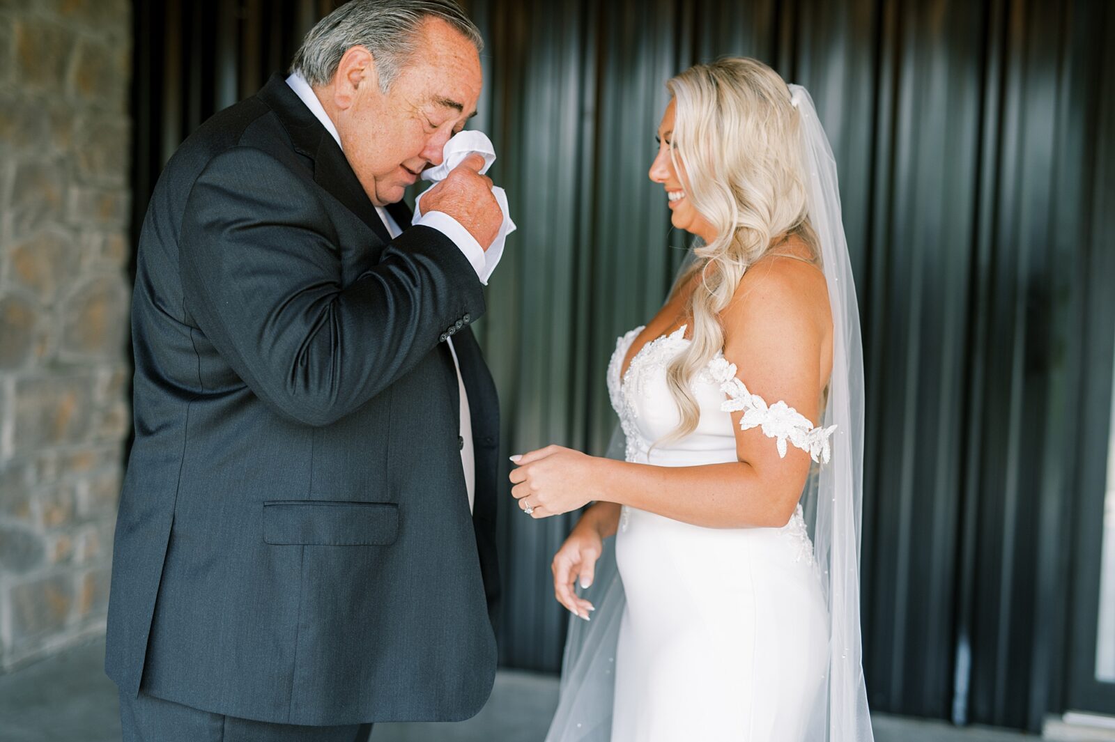 Scenic Diamond Creek Farms Wedding | Nashville Wedding Photographer